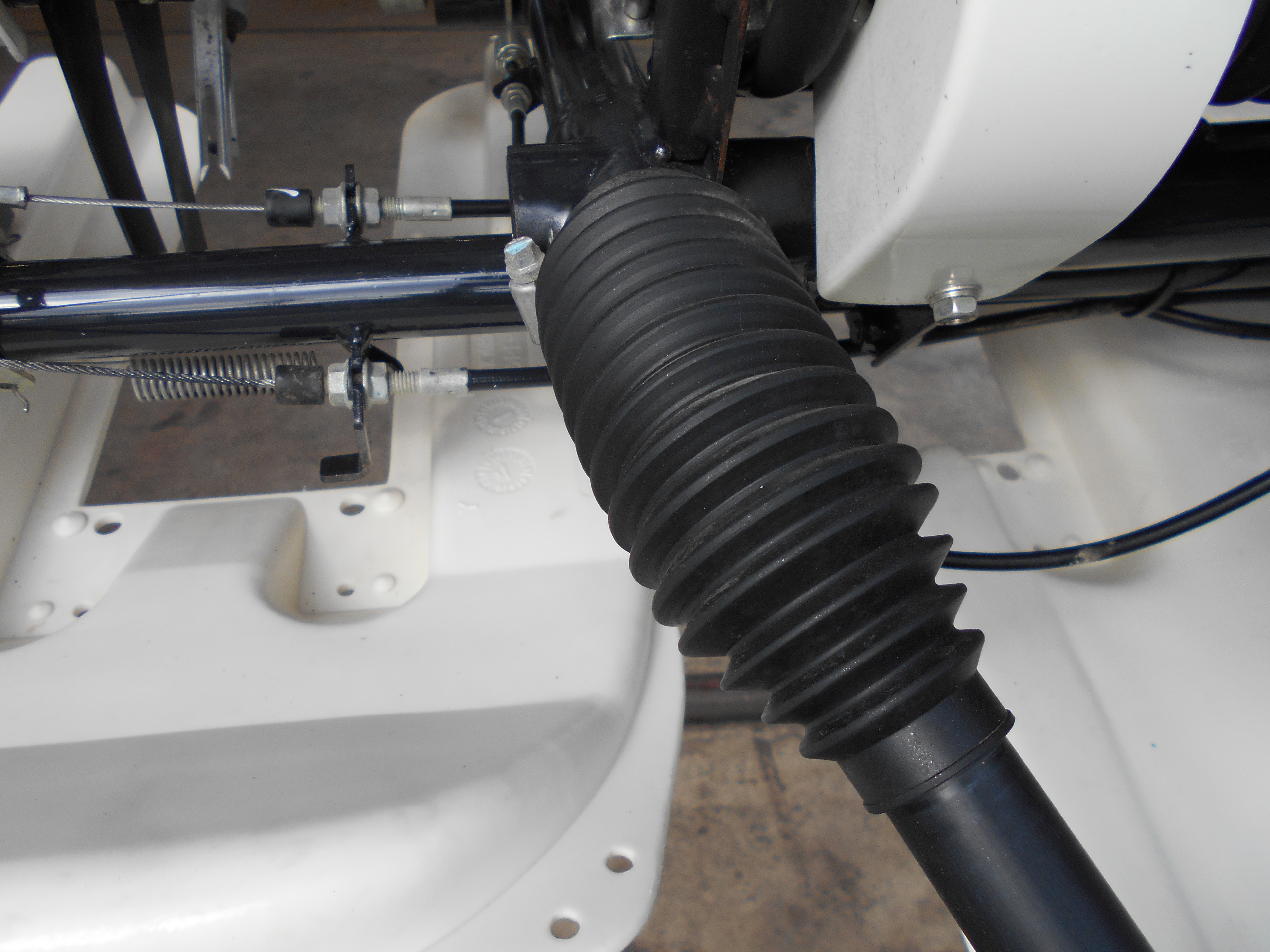 ヤンマー 田植機 PeS-1 4.0ps 4条植 クランク パワステ リコイルスタート マニュアル オートブレーキ 中古 広島 かわかく農機 | 株式会社 かわかく農機【農機の販売・整備メンテナンス】